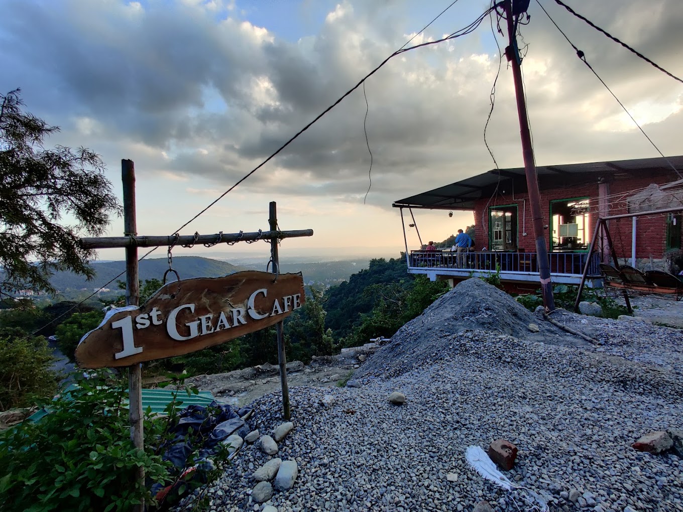 9 Best Cafes In Dehradun You Must Visit in 2024